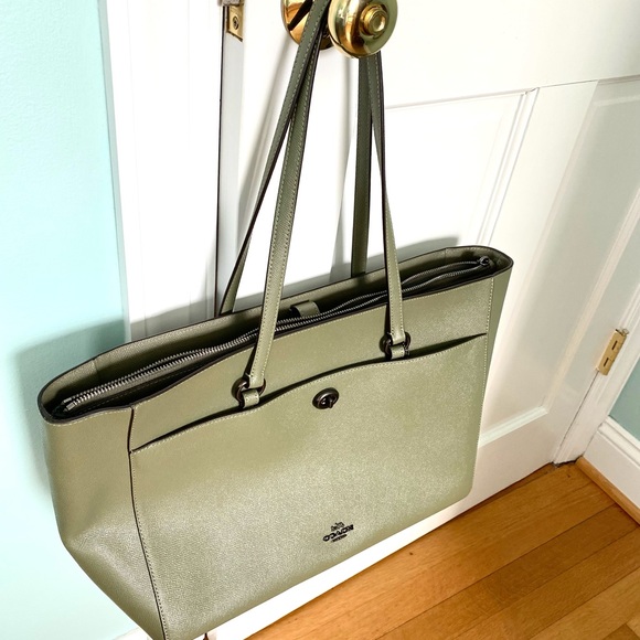 Coach | Bags | Coach Large Olive Green Leather Tote Bag With Gunmetal ...